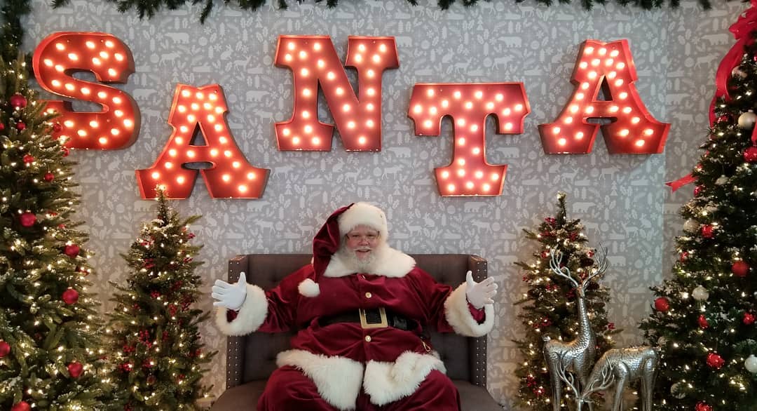 Santa, I know him! Our friend has arrived from the North Pole and is ...